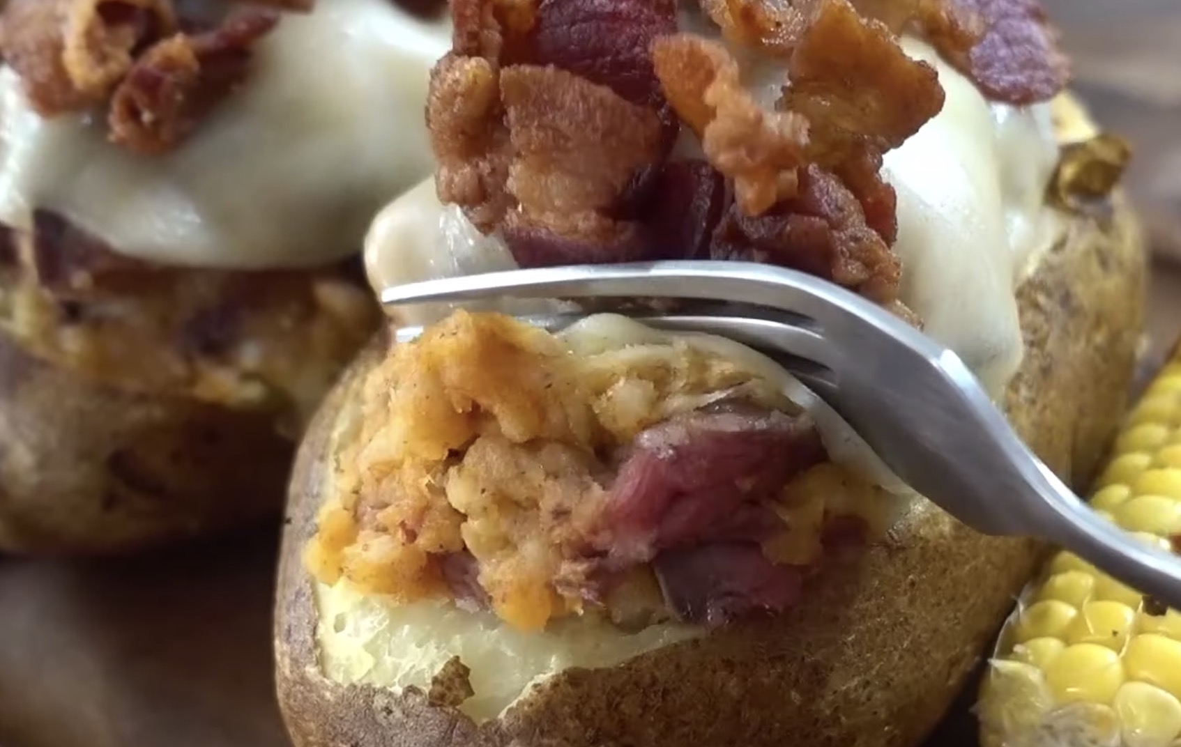 Deliciosas Papas rellenas de carne asada