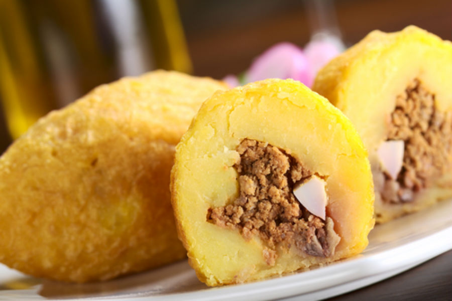 Como hacer Yuca Rellena con Carne